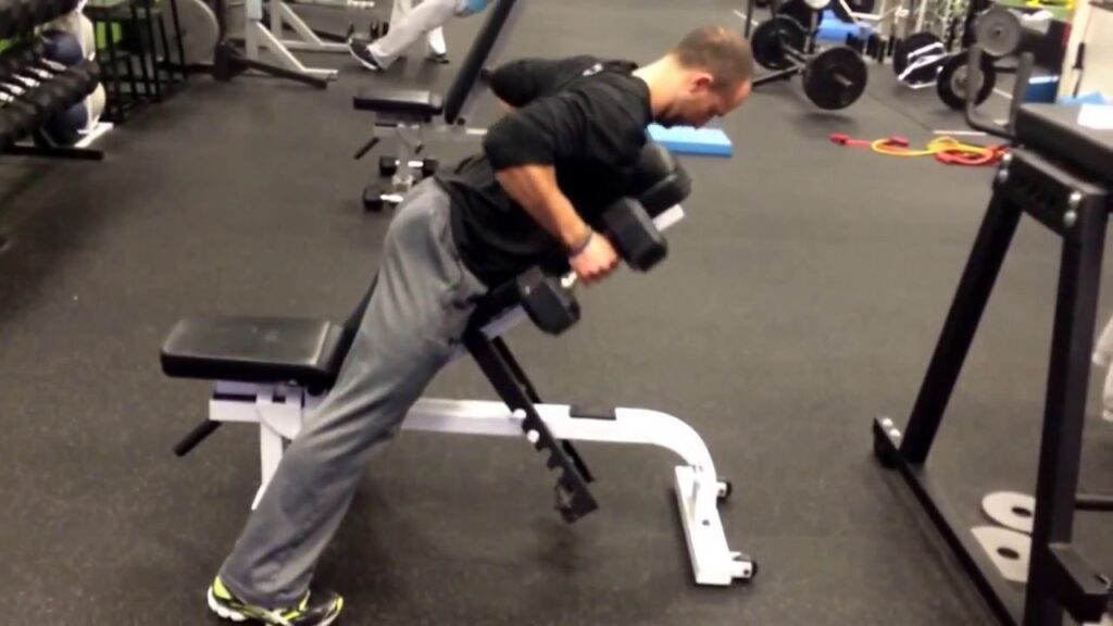 Dumbbell Chest Supported Row – Video